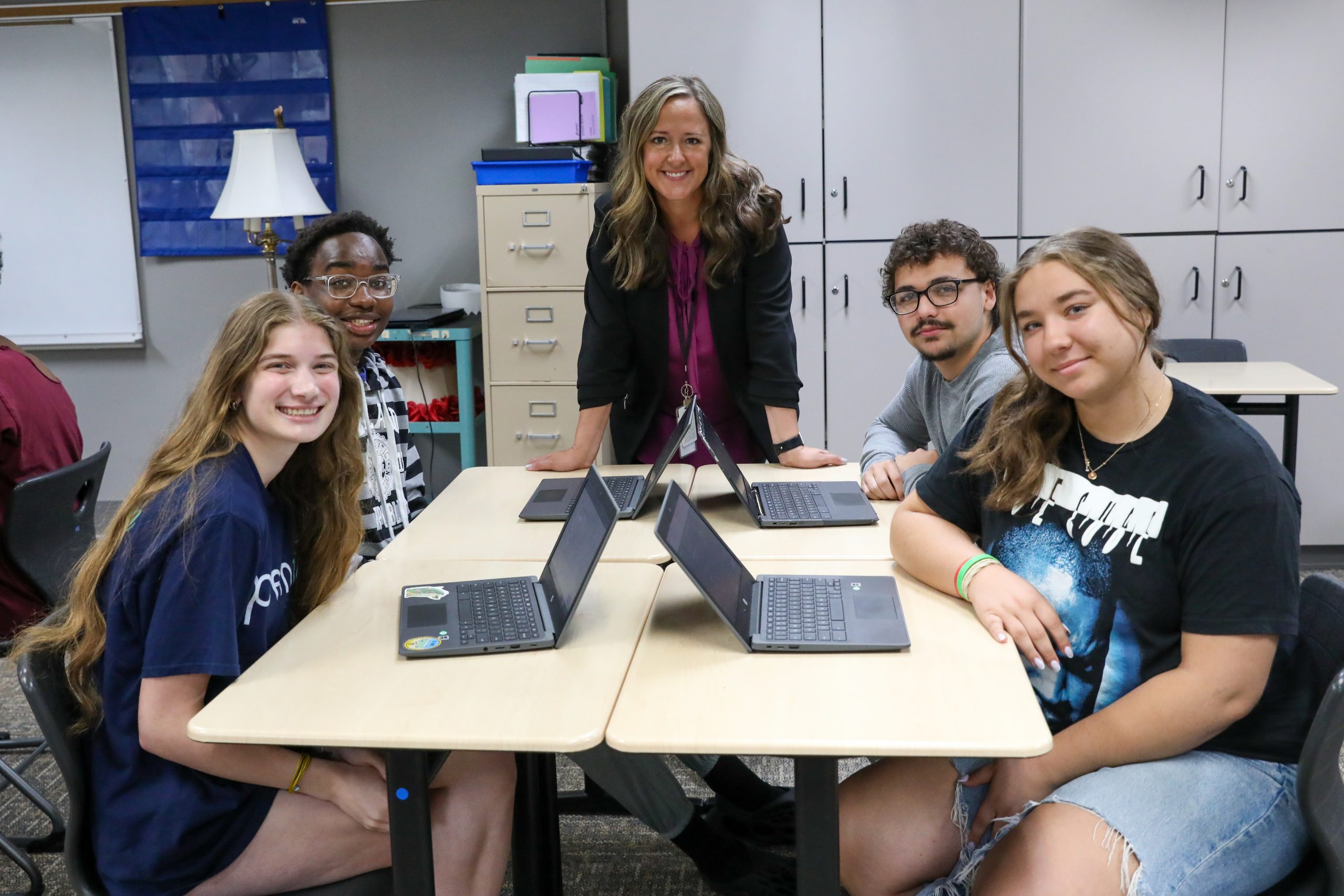 Rachel Fry With Students 6.26.24 (282) - Penn High School